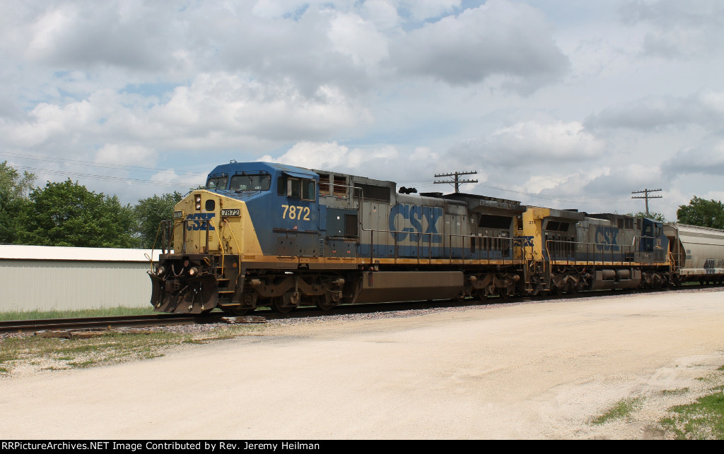 CSX 7872 & 211 (2)
